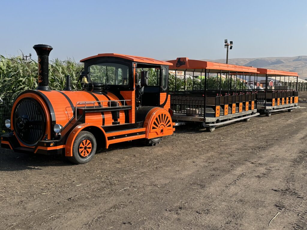 Pumpkin Patch Attractions - Spina Farms Pumpkin Patch